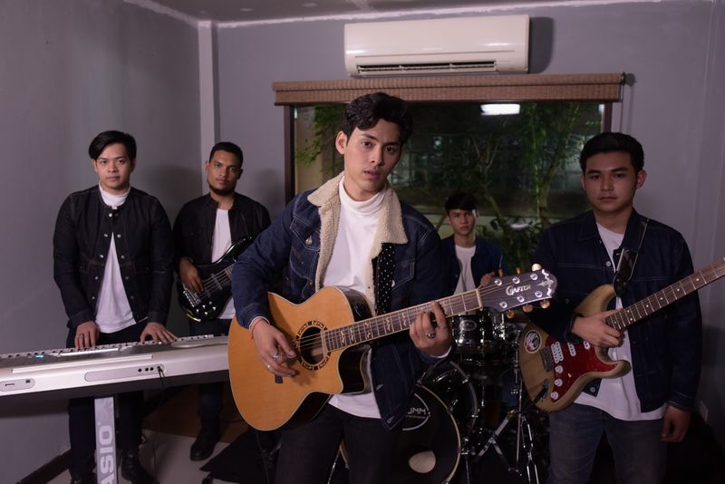 มาริว ฟอร์มวงใหม่ PAYLIN ไร้สังกัด ส่งซิงเกิ้ล ‘ฟาวล์’ ได้ ‘เมทัล’ เป็น ...